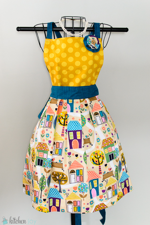 Funky House Print Convertible Apron with Flower Pin - Kitchen Joy